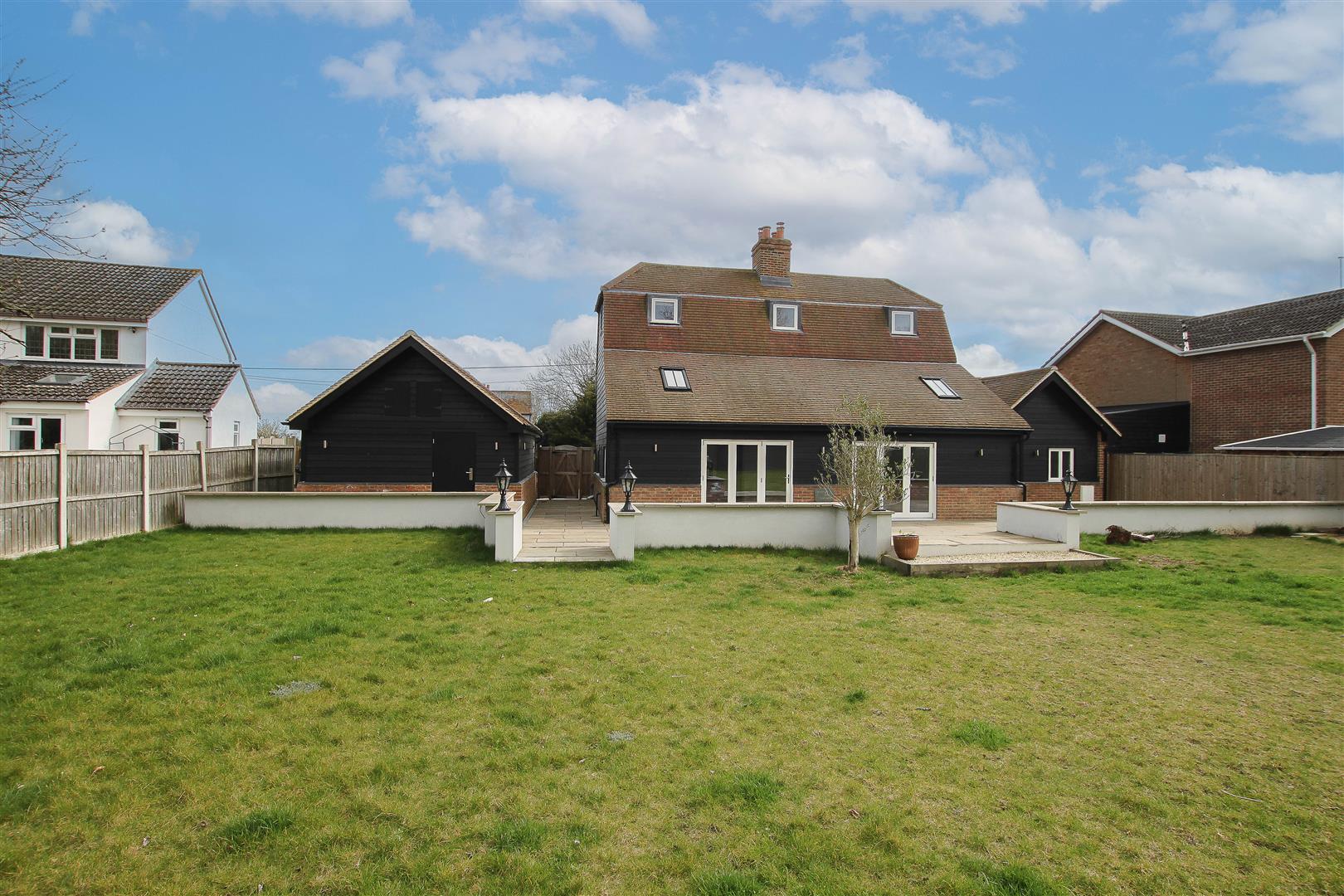 ** SIGNATURE HOMES ** Nine Ashes Road, Nine Ashes, Ingatestone - Keith ...